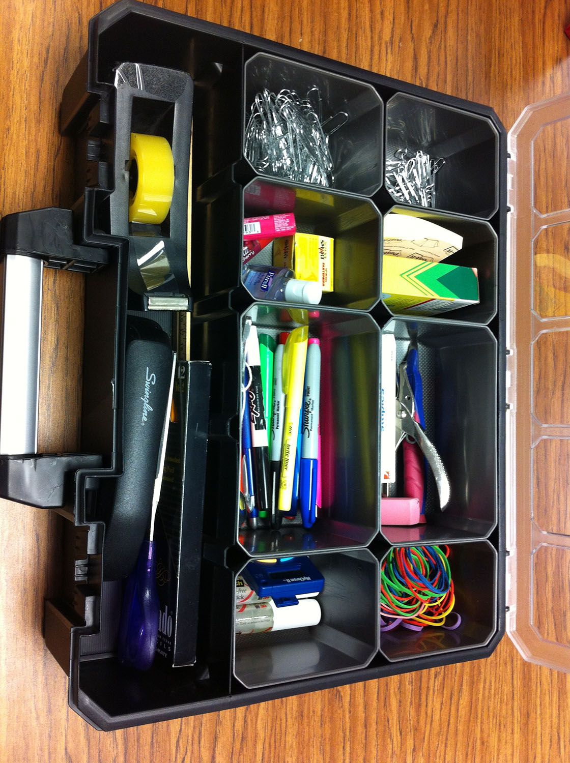 Classroom Organization Tips for the Frugal Teacher, Part 1 | Scholastic